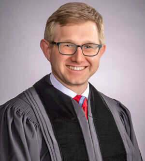 Andrew Pinson headed toward retaining state Supreme Court seat | News ...