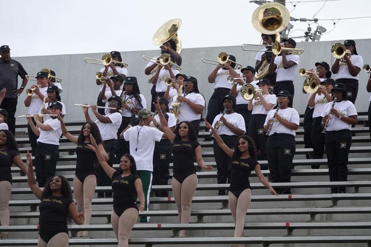 Pre-gaming: Griffin-area shows team spirit | Sports | griffindailynews.com