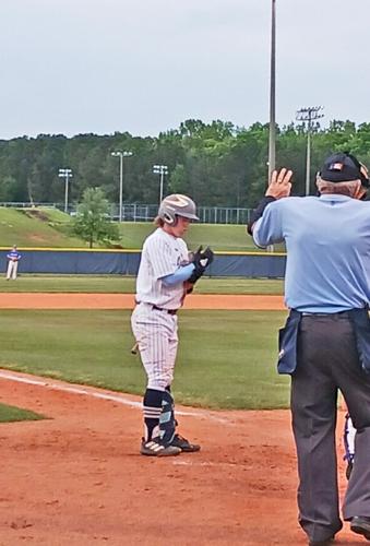 Spalding advances to playoff round despite 3-game skid | Sports ...