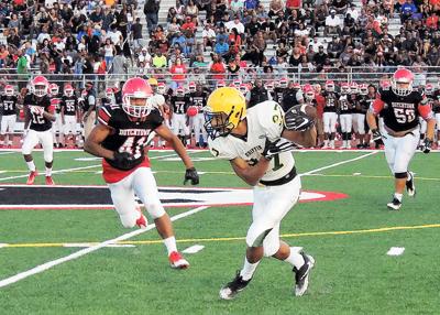 GRIFFIN FOOTBALL: Bears struggle against Bulldogs | Sports ...