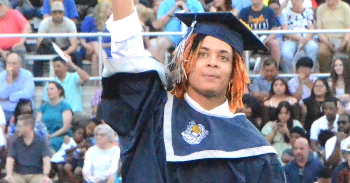 Florence Pham, Miles Stansberry speak during Spalding High Class of 2024 graduation | News ...