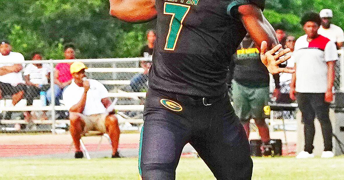 GRIFFIN FOOTBALL: Bears make camp Elite 8 | Sports | griffindailynews.com