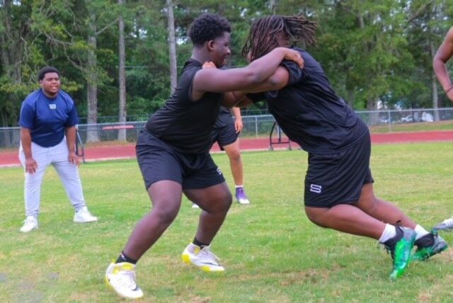 Jags battle for region title | Sports | griffindailynews.com