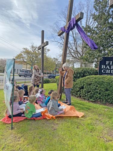Pre-K students draw pictures of crosses at FBC Griffin | Education ...