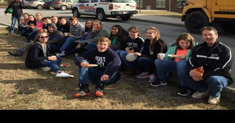 MES Buzz Bucks | Education | grundycountyherald.com