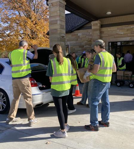 Neighbors helping neighbors | Local News | grundycountyherald.com