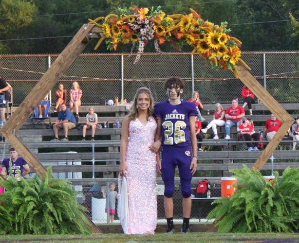 2023 GCHS Homecoming Court | Local News | grundycountyherald.com