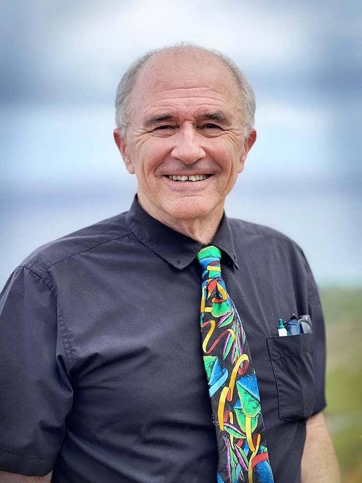 UOG holds a memorial service for Mark A. Lander | News | guampdn.com