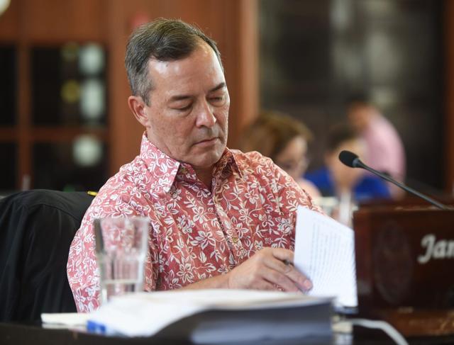 Letter: Moylan should exit public service | Opinion | guampdn.com