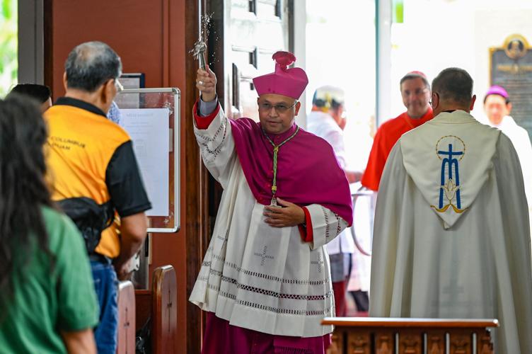 Archbishop Ryan Jimenez installed as Guam's new archbishop | Multimedia ...