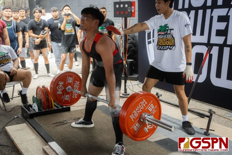 High school powerlifters display strength | Sports | guampdn.com