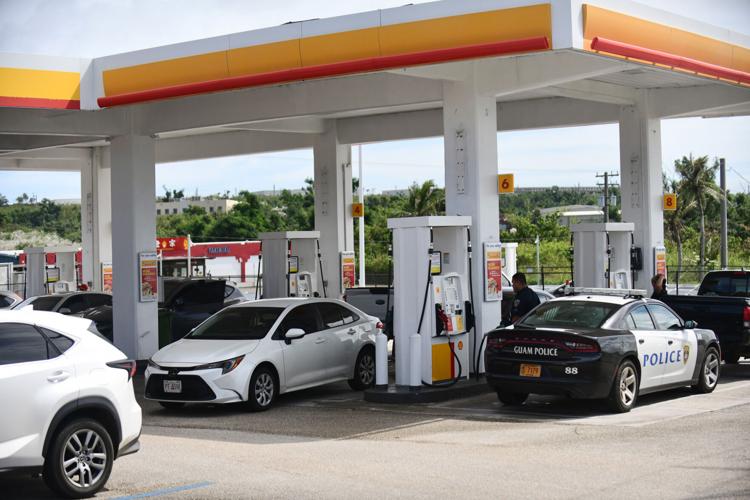 Motorists start lining up for gas | News | guampdn.com