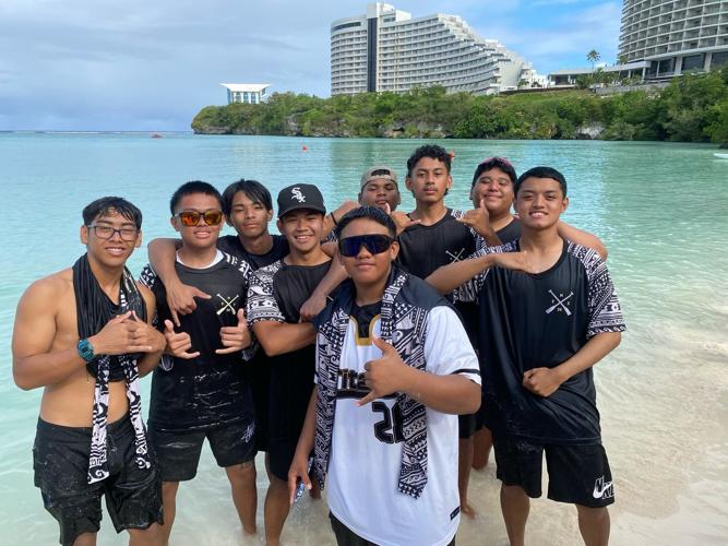 High school paddling season kicks off | Multimedia | guampdn.com