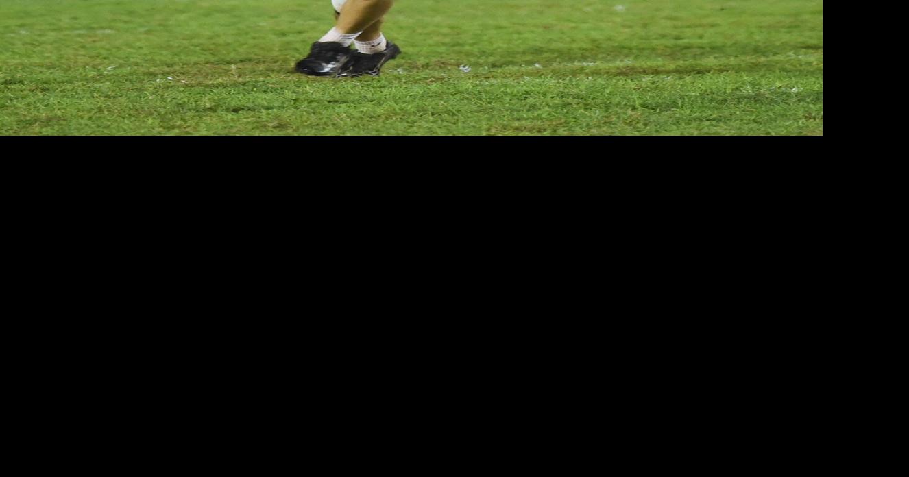 Geckos, Friars, Panthers secure football wins | Sports | guampdn.com