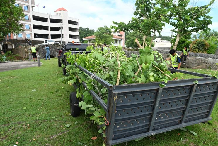 PHOTOS: Sprucing up Sirena Park in Hagåtña | Multimedia | guampdn.com