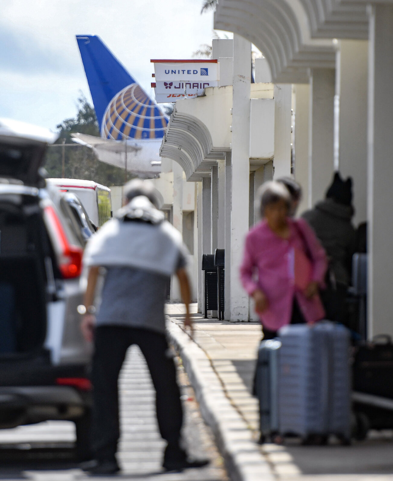 United Airlines response to online petition: 'Fares in line with market ...