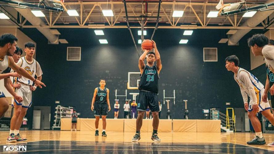 Geckos surge past Dolphins in boys basketball | Sports | guampdn.com