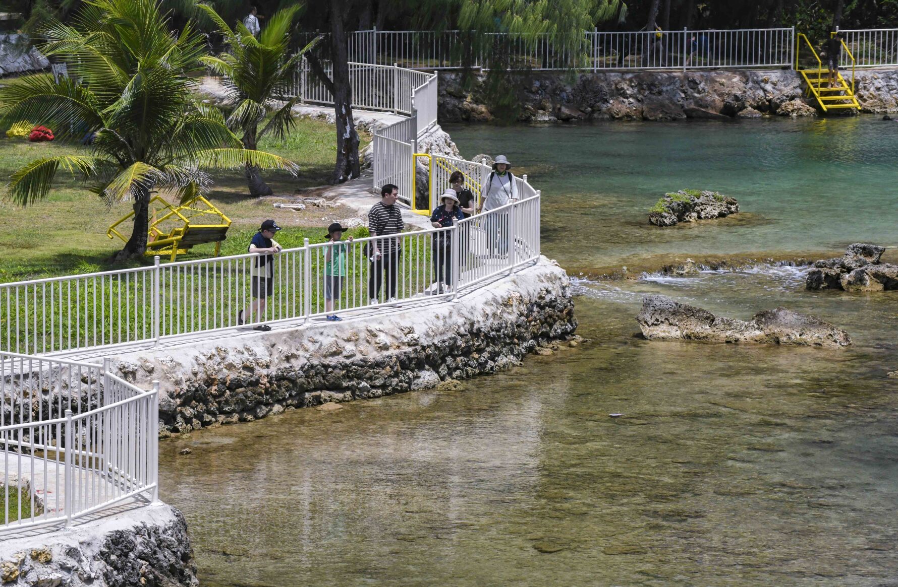 Guam EPA warns of 26 polluted beaches | News | guampdn.com