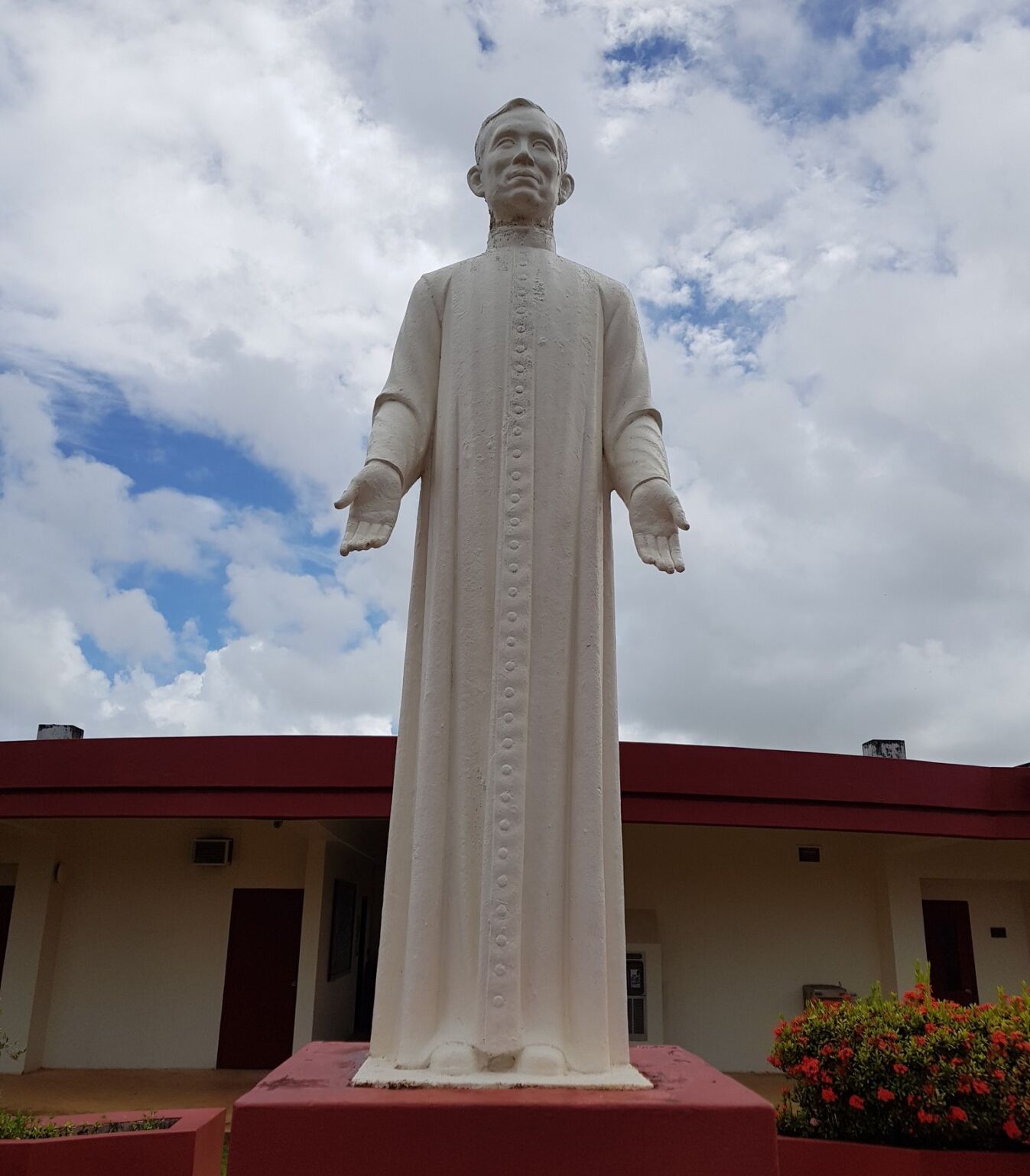 Father Dueñas Memorial School marks 75th year | News | guampdn.com