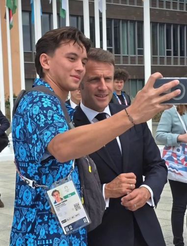 Guam sprinter Joseph Green gets to take selfie with French president ...