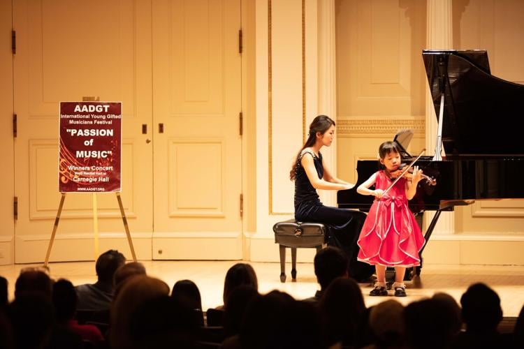 Guam's young violinist Sophia Saumer performs at Carnegie Hall in New ...