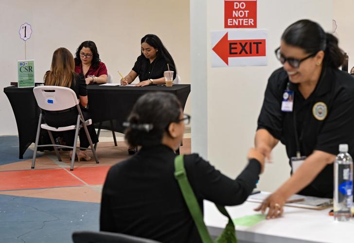 PHOTOS: GHURA holds job fair | Multimedia | guampdn.com