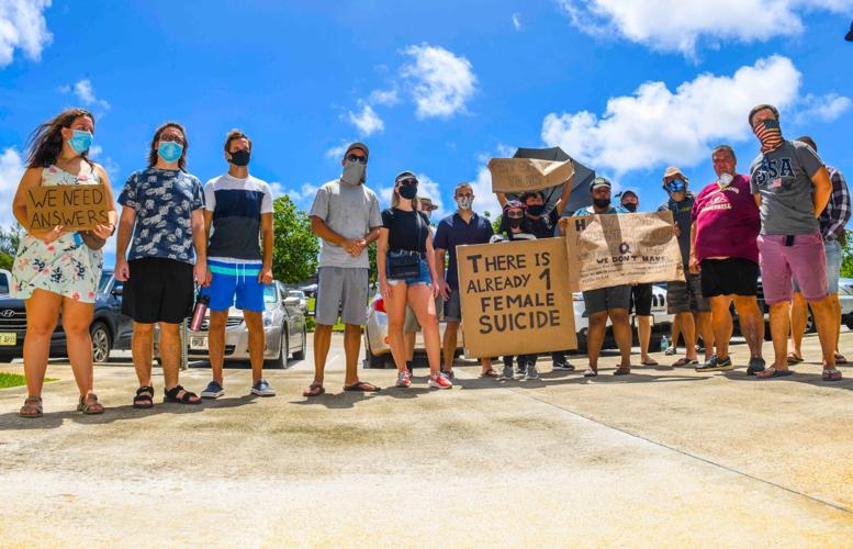 Russian asylum-seekers on Guam protest for right to work | Local News ...