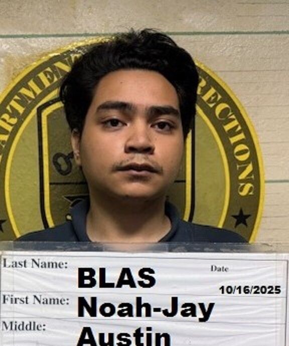 Hotel employee accused of filming tourists in restroom | News | guampdn.com