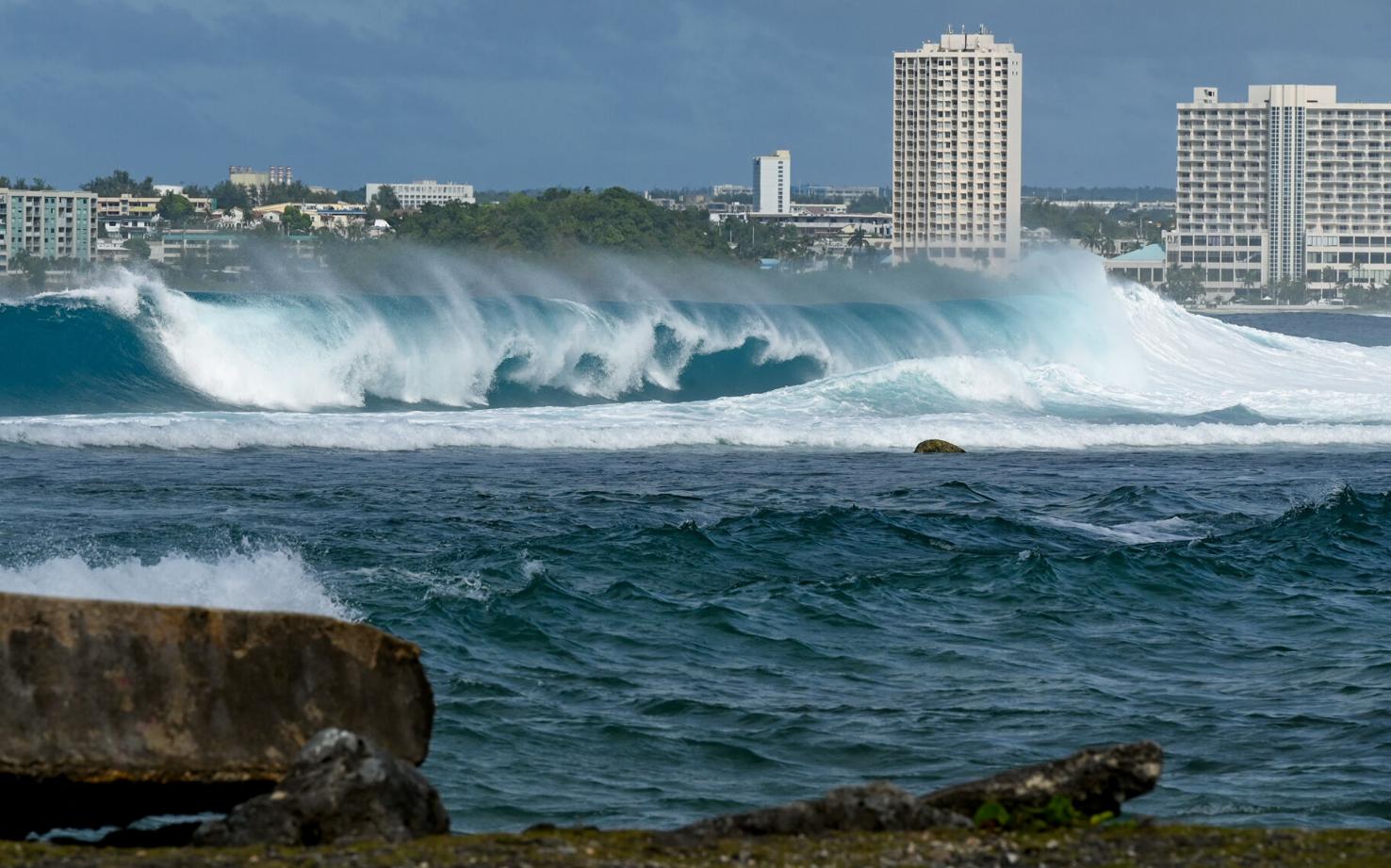 NWS: Hazardous surf, high risk of rip currents through Tuesday | News ...