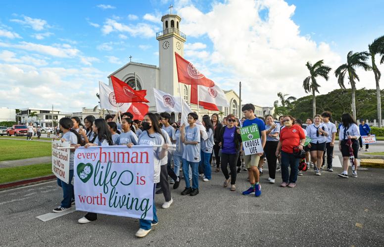 Residents participate in March for Life | Multimedia | guampdn.com