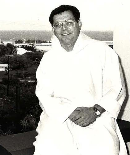 Former Guam priest Gavin dead at 81 | Local News | guampdn.com
