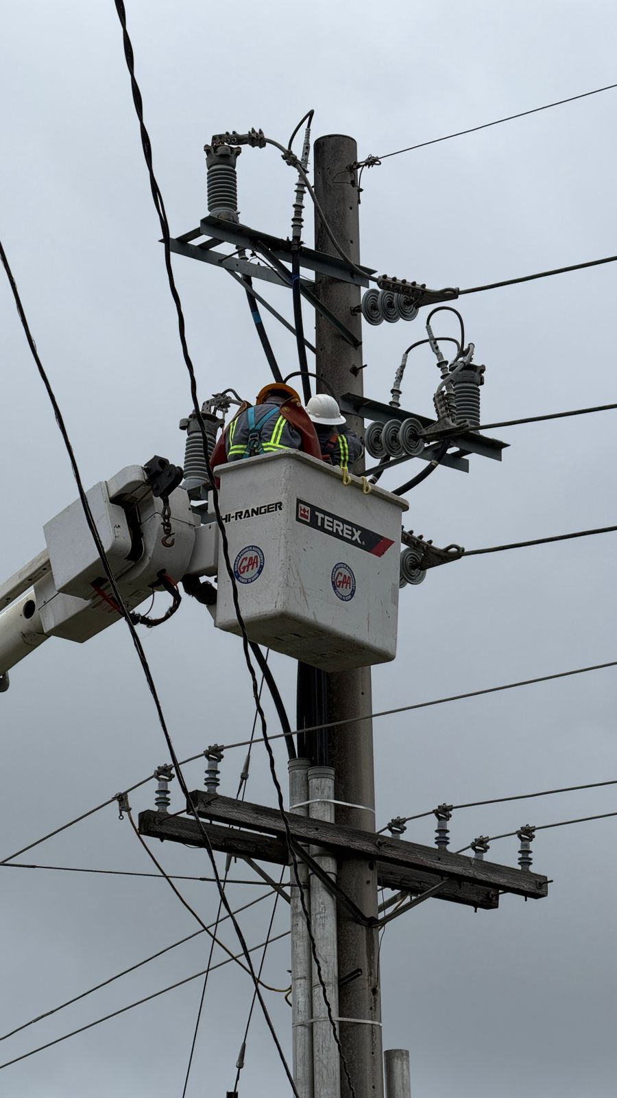 (UPDATED) GPA: System load 95%, crews work isolated outages; GWA says ...