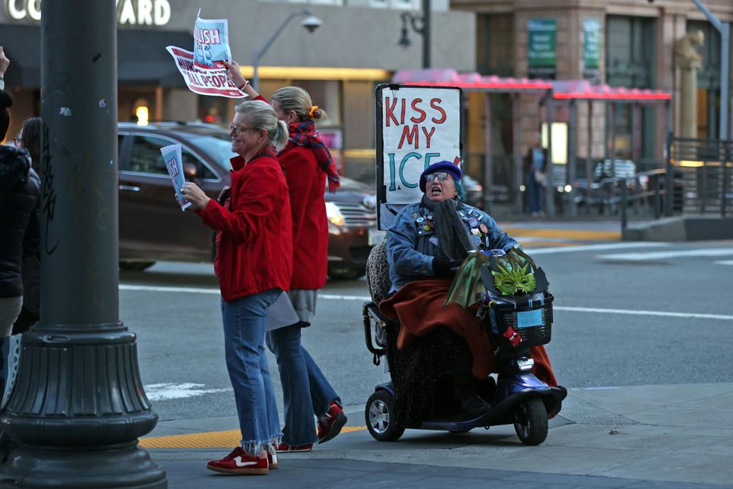 Anti ICE Vigil San Francisco | National | guardonline.com
