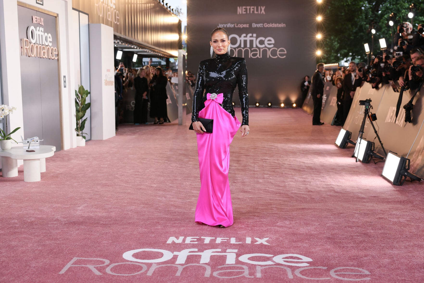 Britain Office Romance Premiere | World | guardonline.com