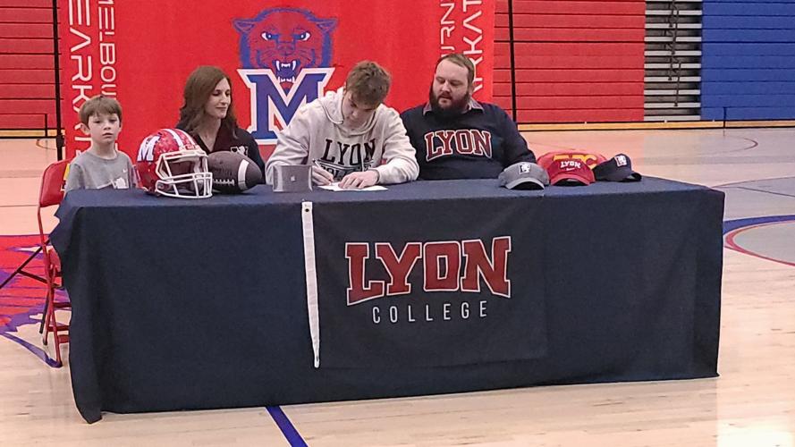 Two Melbourne athletes sign letters of intent to play in college ...