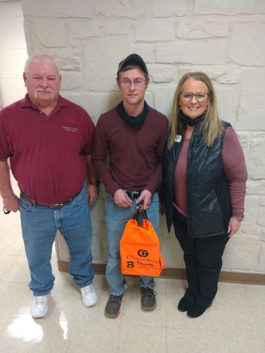 Headley receives bank's Above and Beyond award | News | guardonline.com