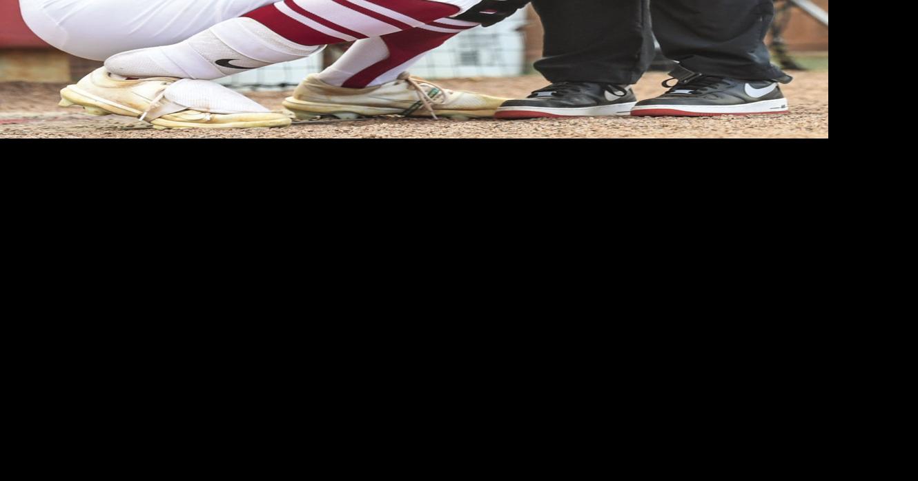 Horns hook Hogs in Super Regional finals | Sports | guardonline.com