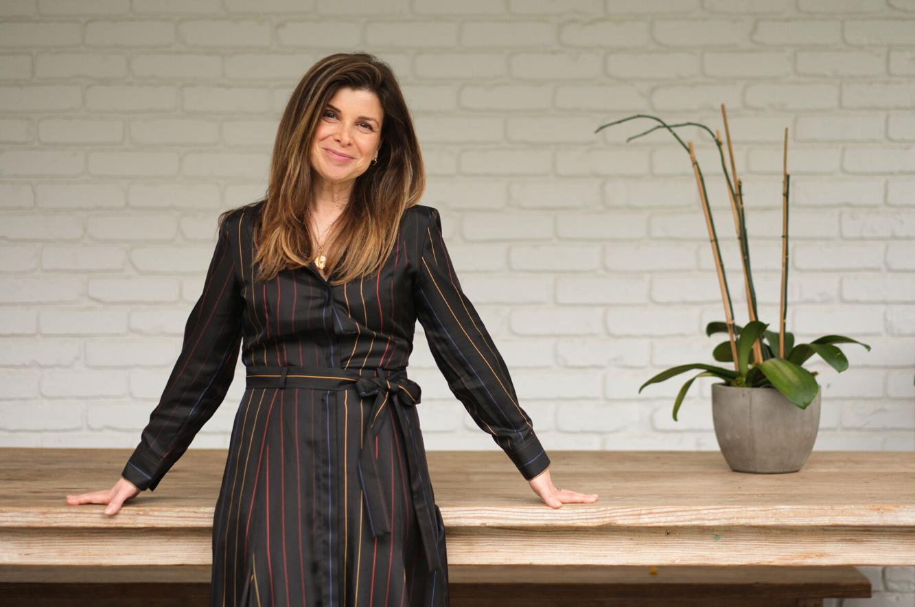 Laura Dave Portrait Session | National | guardonline.com