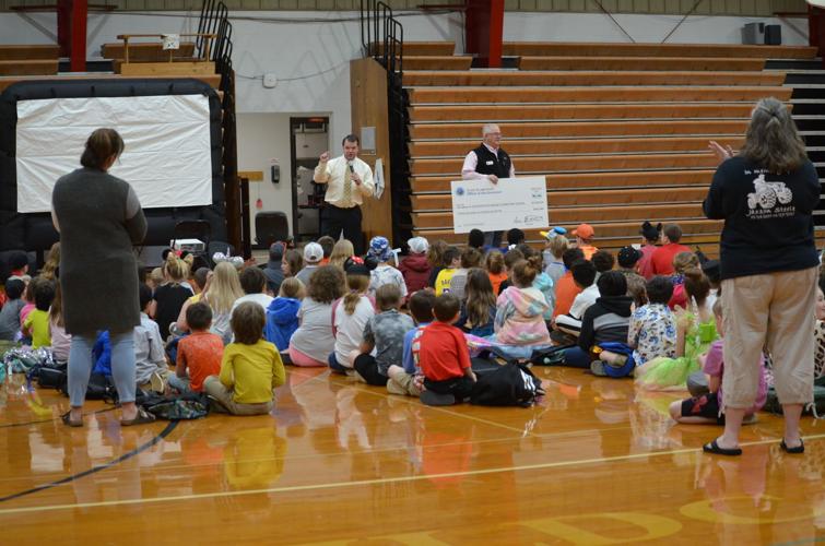 School district recognized for student achievement | News | guardonline.com