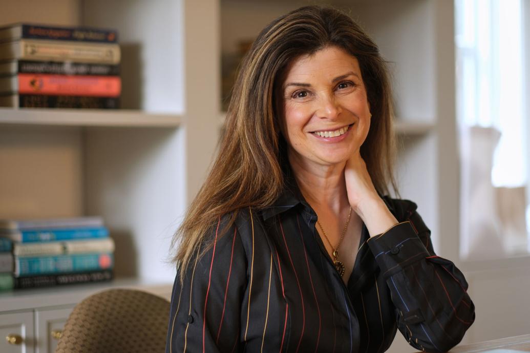 Laura Dave Portrait Session | National | guardonline.com