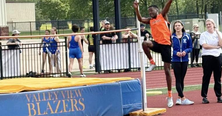 Junior Pioneers finish 2nd; Johnson takes high-point award | Sports ...