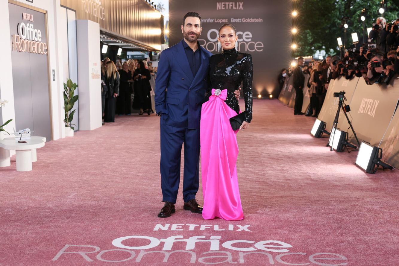Britain Office Romance Premiere | World | guardonline.com