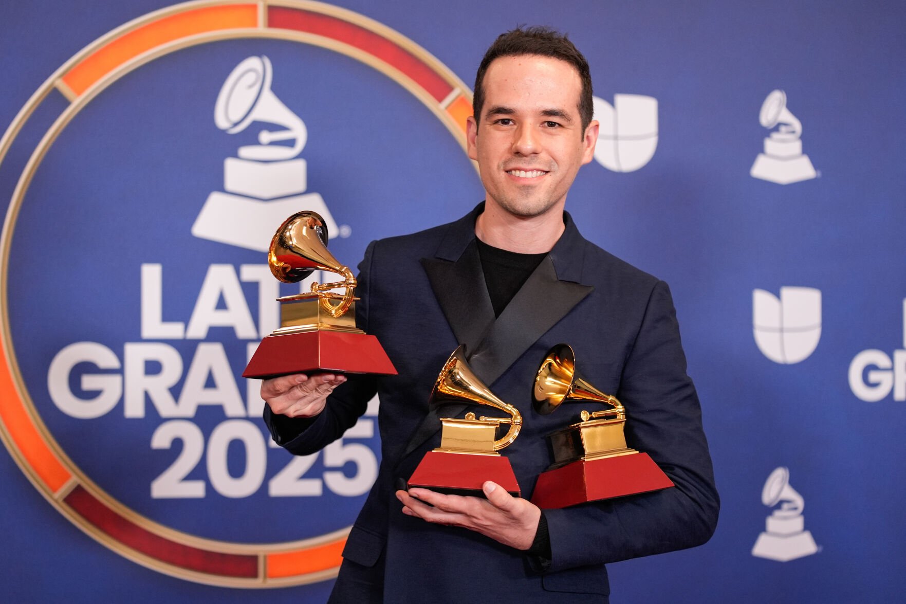 Grammywatch - Edgar Barrera | National | guardonline.com