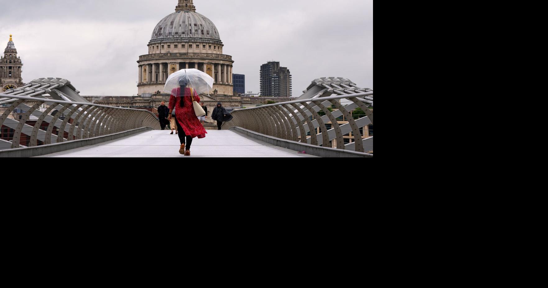 APTOPIX Britain Daily Life | World | guardonline.com