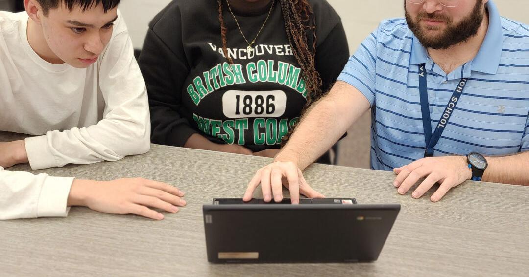 Paul Duke STEM High School teacher recognized for inspiring students ...