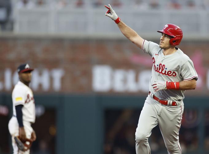 Braves, Phillies Resume Rivalry as First Half Draws to a Alose | Braves ...