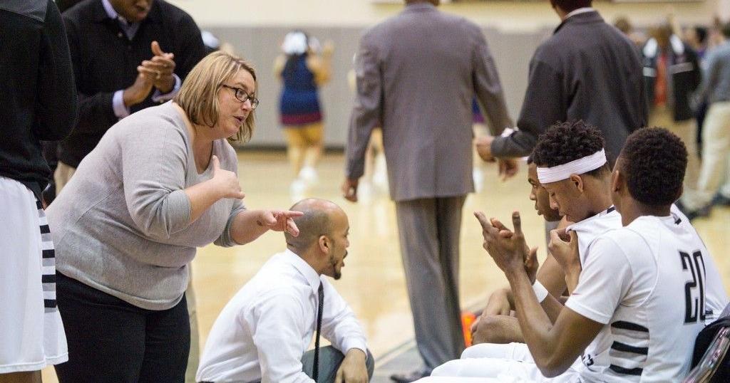 Interpreters help Shiloh’s Fraley bridge communication barrier on ...