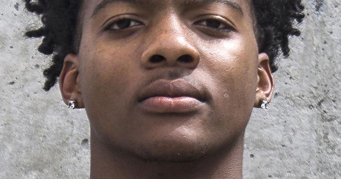 OFFENSIVE PLAYER OF THE WEEK: Mountain View’s Malachi Carter | Mountain ...