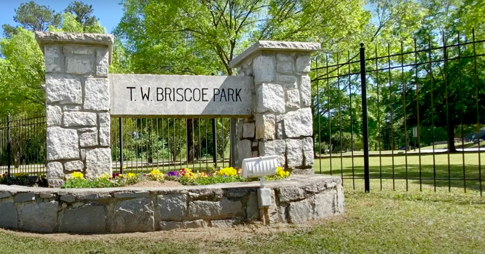 Snellville's Briscoe Park pool closed this week after 'disruptive ...