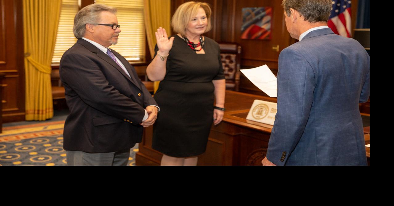PHOTOS: Kemp swears Rachel Little in to USG Board of Regents ...